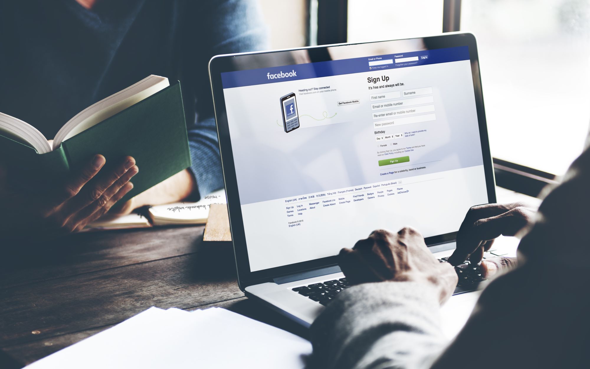 How to Monetize Content on Facebook: 5 Facebook Content Creator Monetization Ways